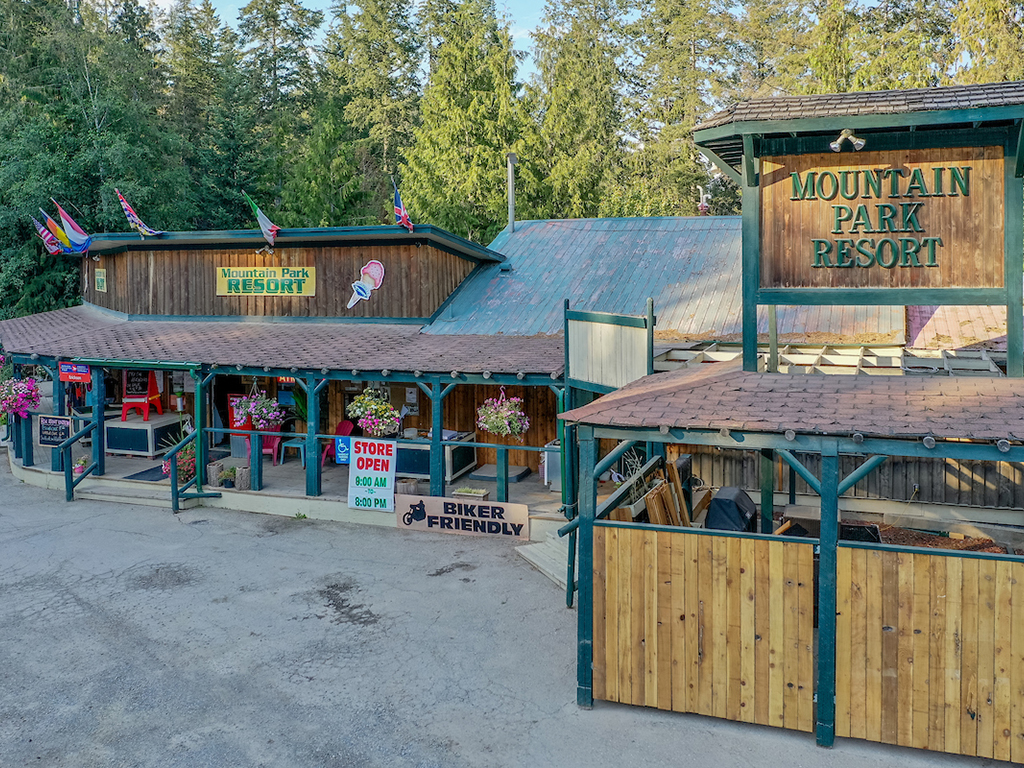 Mountain Park Resort - International Selkirk Loop