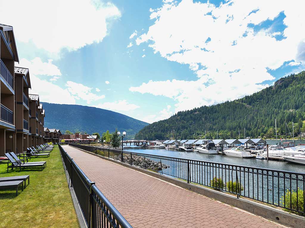 Prestige Lakeside Resort Nelson - International Selkirk Loop